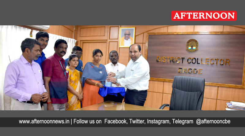 Collector inaugurates Flag Day fund collection drive - Afternoonnews Collector inaugurates Flag Day fund collection drive - Afternoonnews